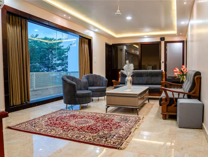 Ramya Stays Gomtinagar - Lucknow