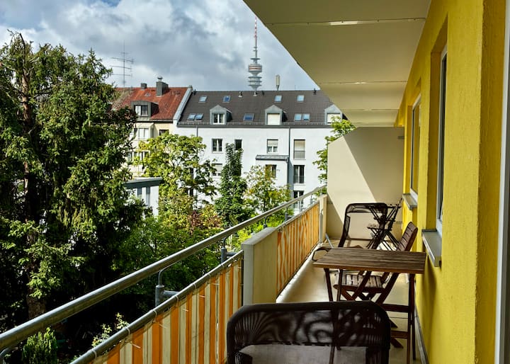 Sunny Apartment Near Olympiapark - Munich