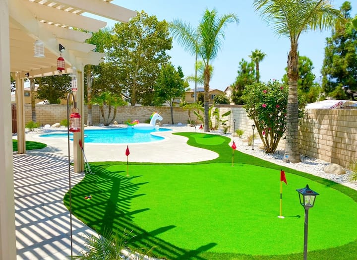 Beautiful 5bdr Pool Home Fontana - Fontana, CA