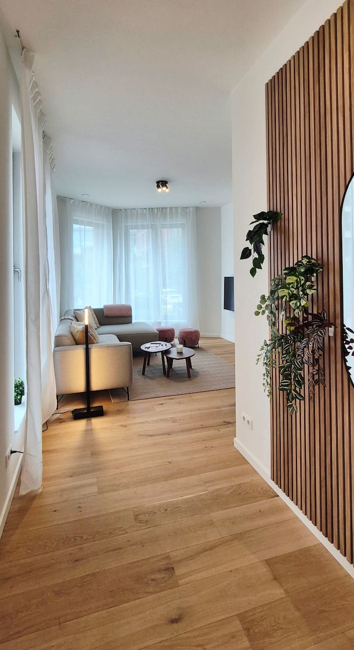 Modern 2 Bedroom Apartment @Tour&taxis - Brüsszel