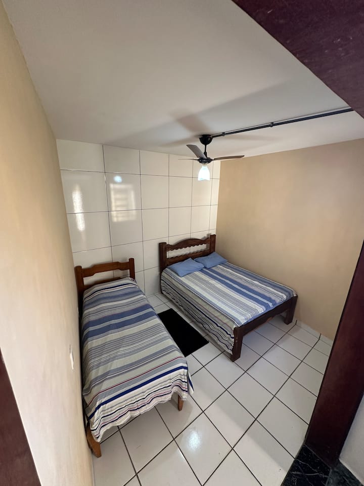 Casa Econômica Perto Do Centro De Ilhabela - Ilhabela