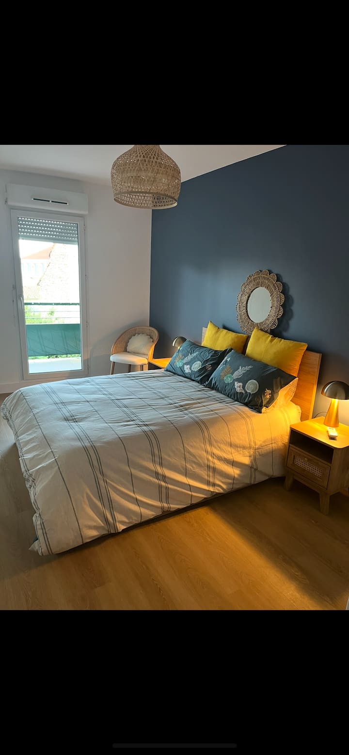 Appartement Centre Ville Nîmes - ニーム