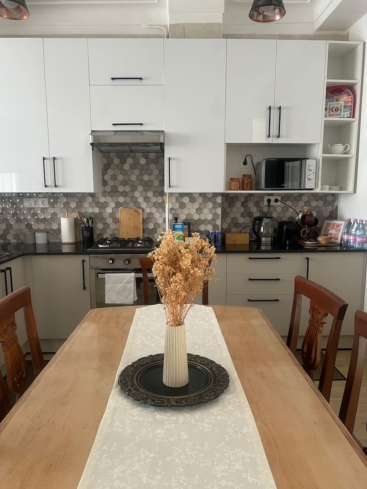 Appartement Chaleureux A Hydra - Alger