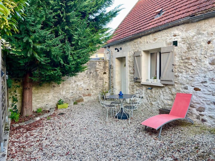 Maison à La Campagne Proche Parc Astérix - 
Roissy - Ermenonville