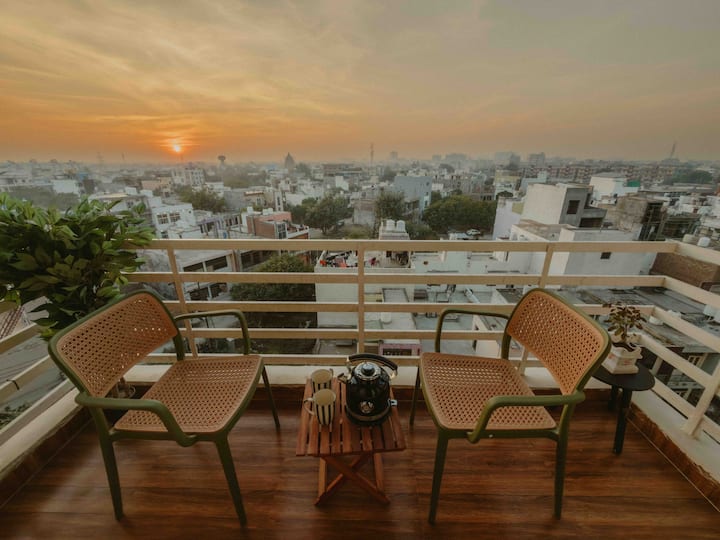 The House Of Nirvana | Retreat In Vrindavan - Vrindavan