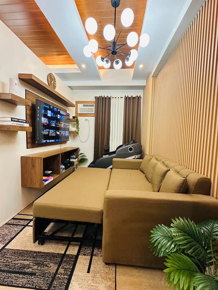 Mallside Staycation W/ Massage Chair & Ps5 - Bocaue