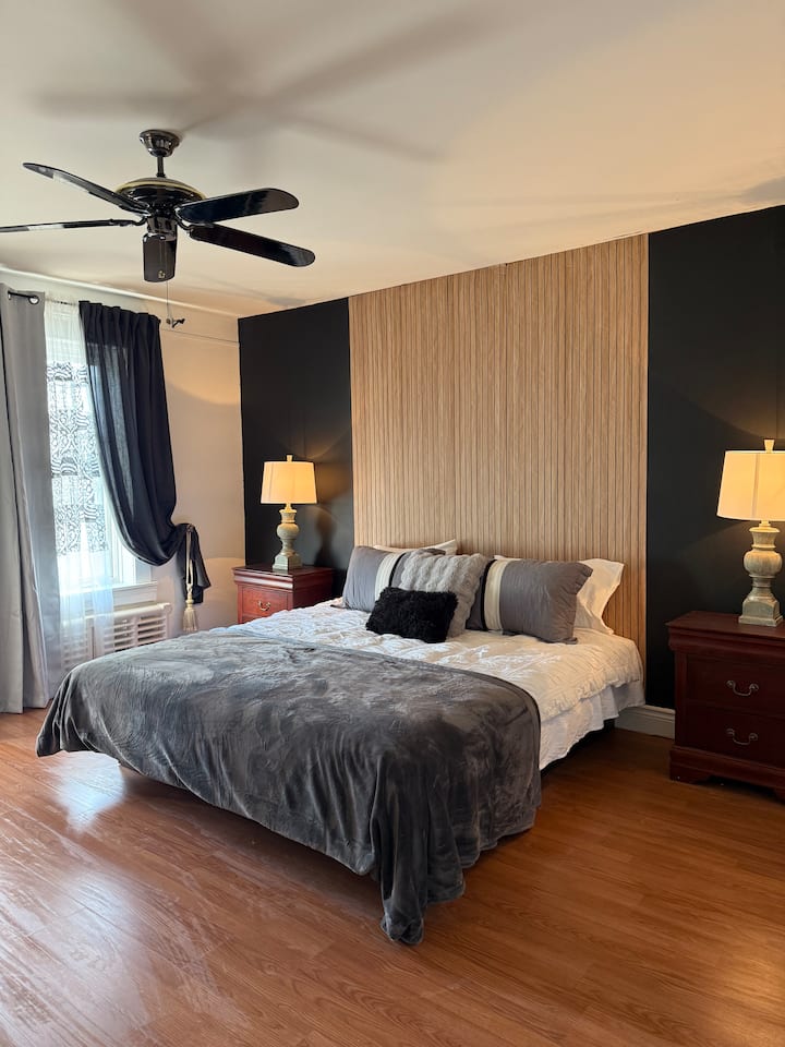 App Avec Vue Sur Château Frontenac. - Levis