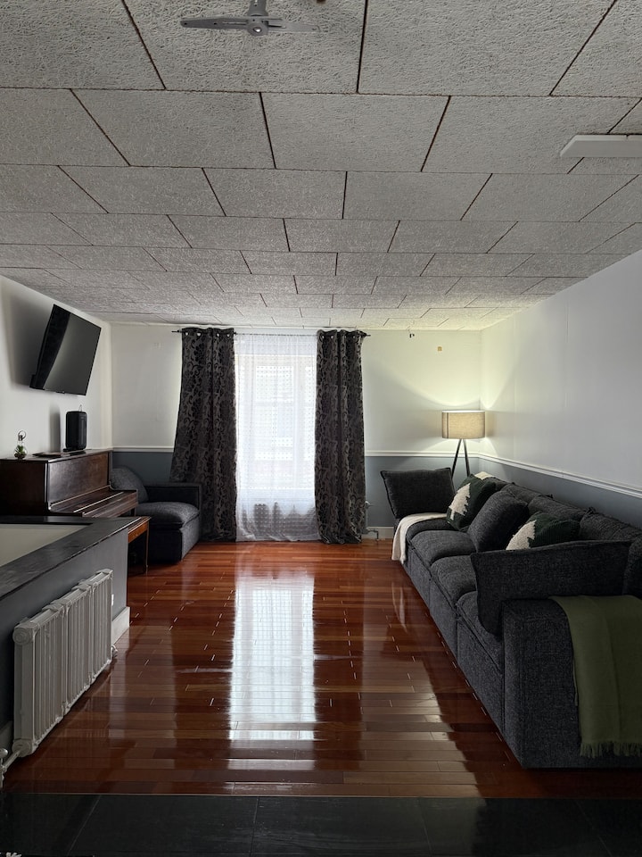 Condo- Vue Incroyable Sur Le Vieux Québec. - Levis