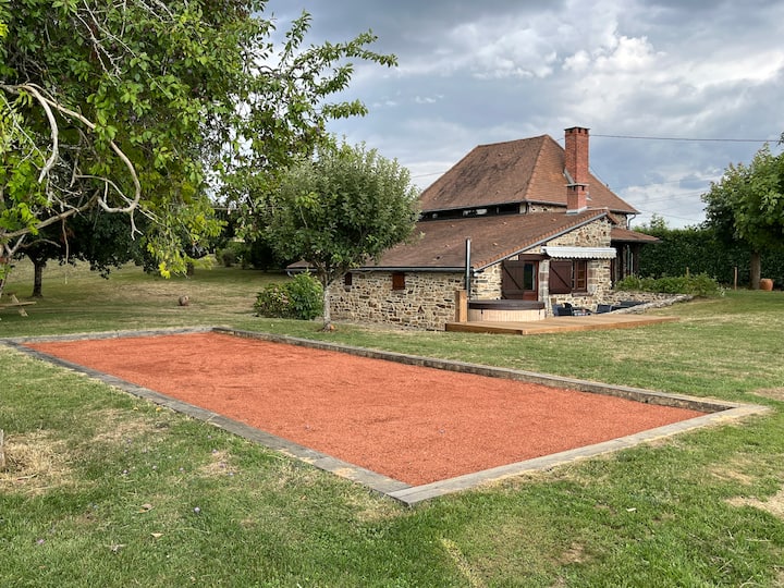 Le Gîte Du Grand Chêne Corrèze - Arnac-Pompadour