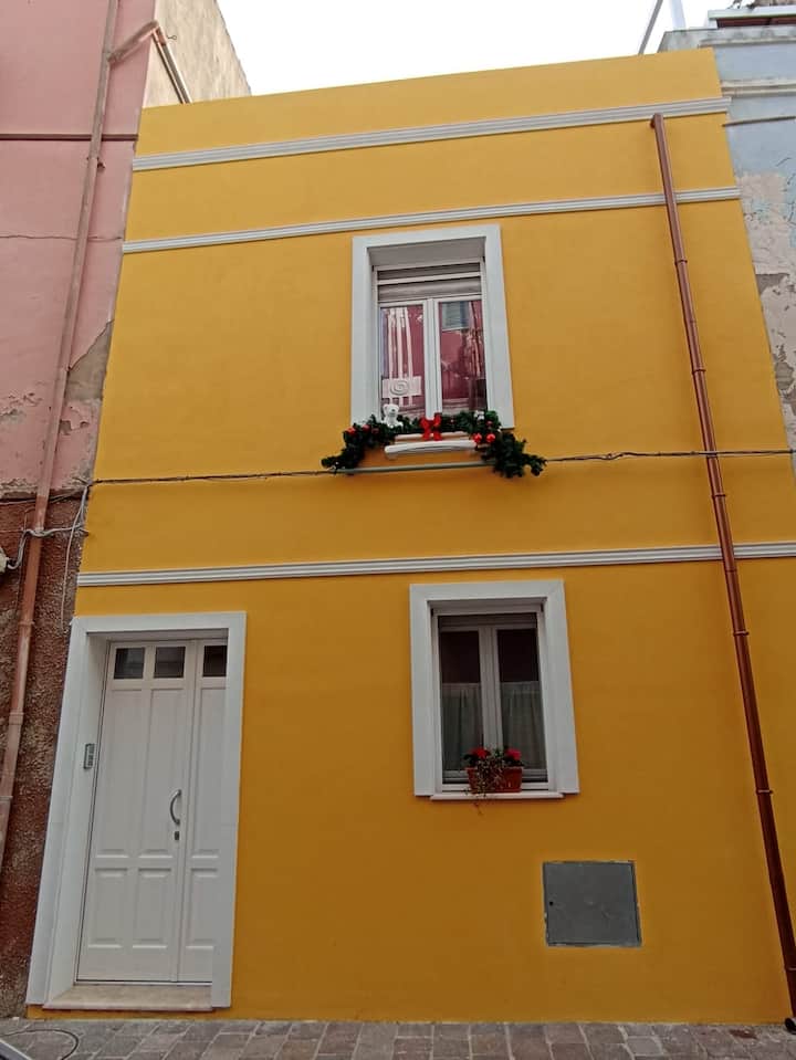 Nuovo Bilocale In Centro Storico - Carloforte