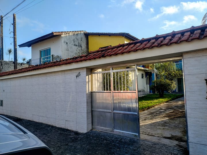 Alugo Casa Para Temporada. - Ilha Comprida