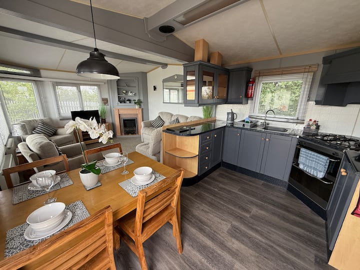 Sherwood 472 - Golden Palm - Chapel St Leonards