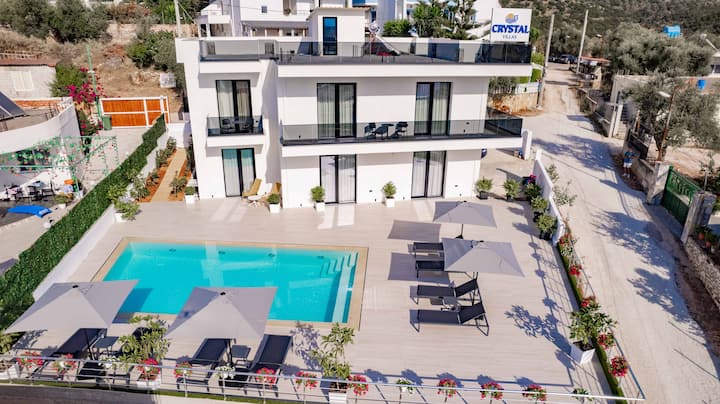 Second Floor - Ksamil