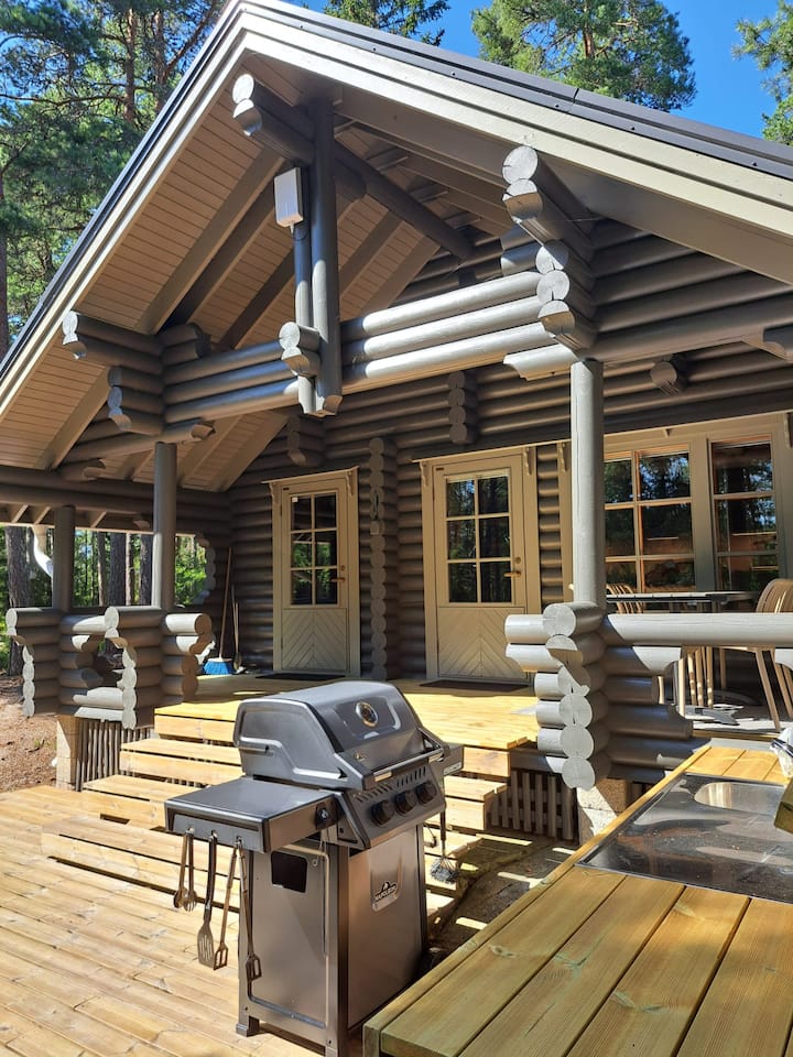 Hirsimökki Luonnon Rauhassa - Paimio