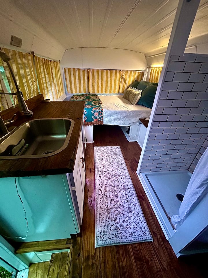 Charming Prison Bus Tiny Home - Jekyll Island, GA