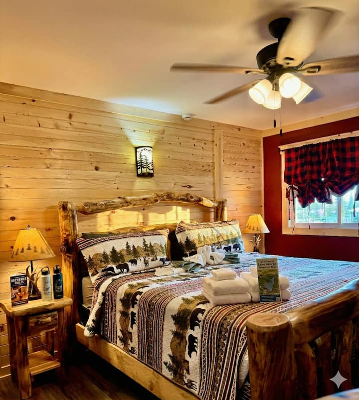 Budget-smart Village King | Steps To Shepard Park - Lake George, NY