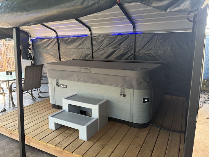 3br->pool | Private Backyard - London