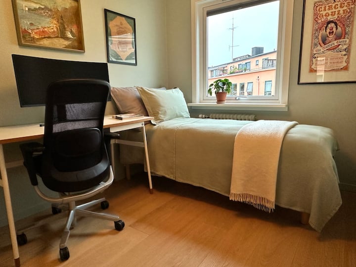 Lyst Rom I Luftig Og Stilig Leilighet - Oslo