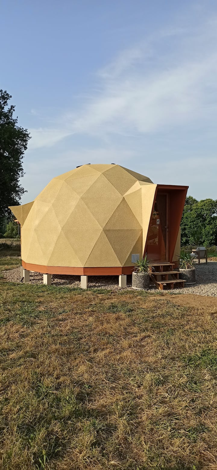 Dôme Avec Jacuzzi Privatif En Option - Corrèze