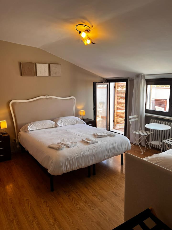 2 Camere Per 5 Persone Al Centro Di Assisi - Assisi