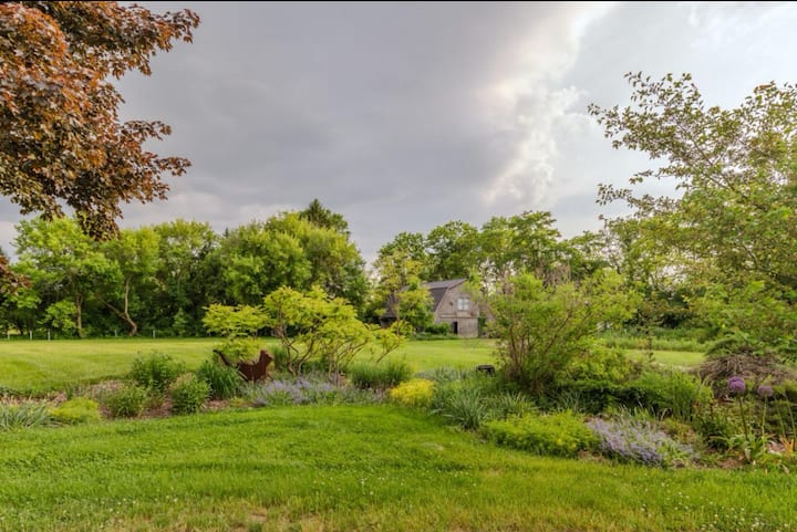 Morgan Creek Retreat - Ann Arbor, MI