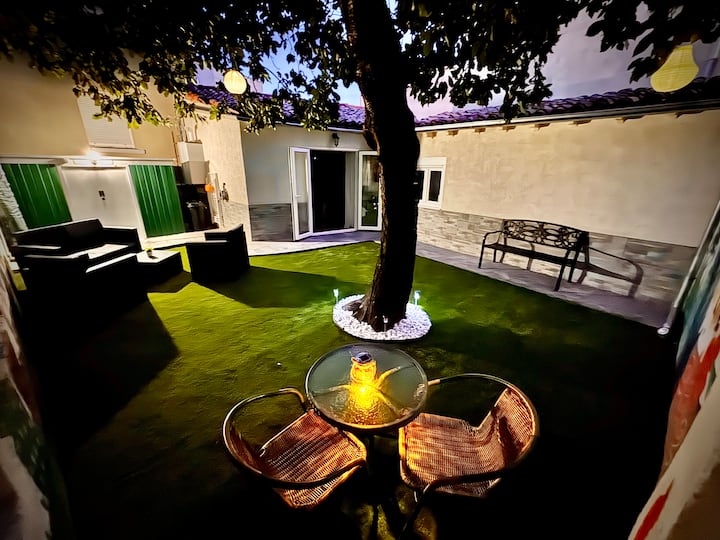 El Jardín Del Cerezo - Burgos