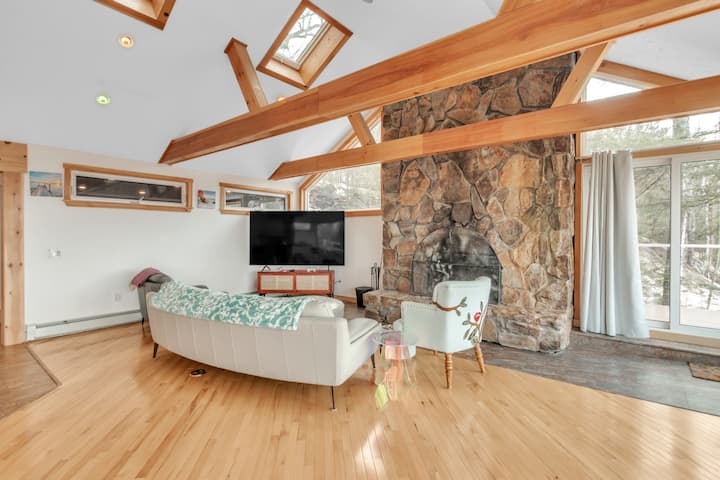 Stunning Mountain Retreat - Waterville Valley, NH