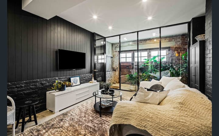 Contemporary Apartment In West Hobart - Hobart