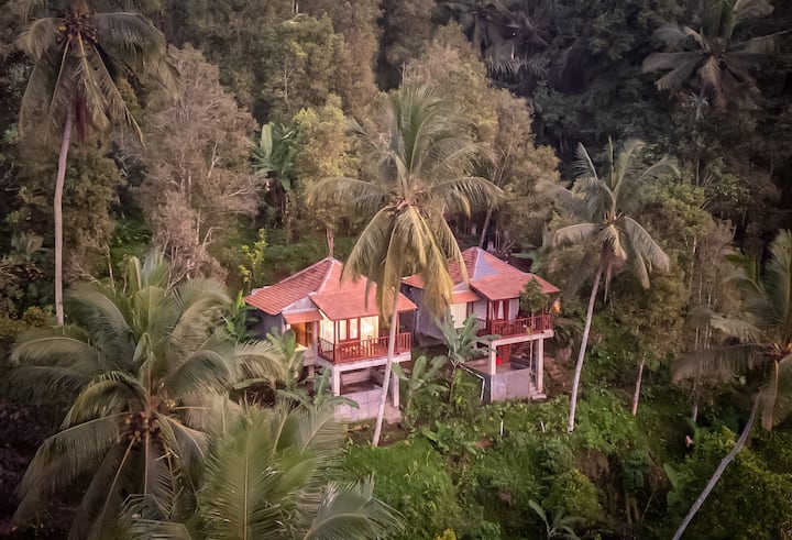 Private Retreat With Volcano Sunrise View - Sidemen