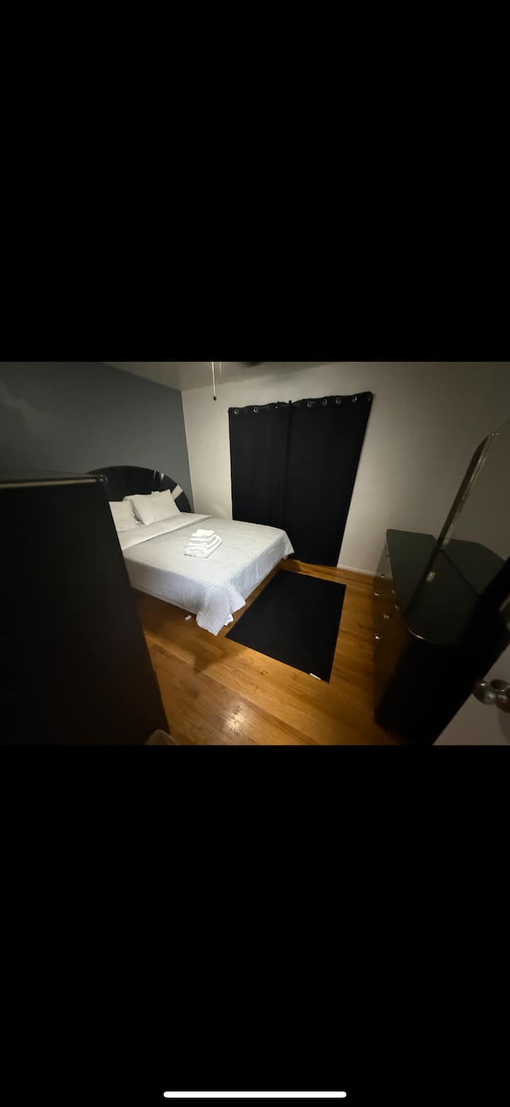 Mound House - Sterling Heights, MI