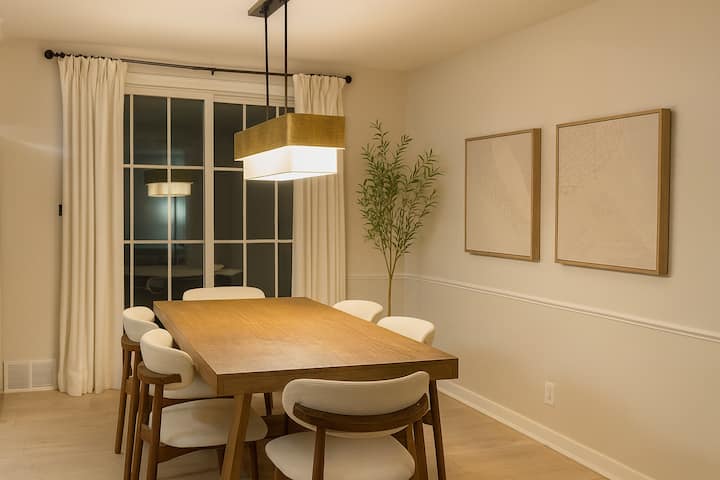 Modern Organic Retreat · Amherst / Millersport Hwy - Buffalo, NY