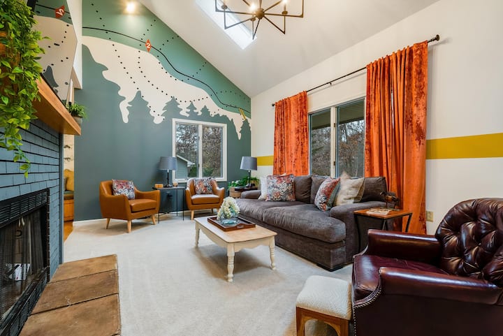 Cozy Cabin With Hot Tub & Big Yard In Massanutten - Massanutten, VA