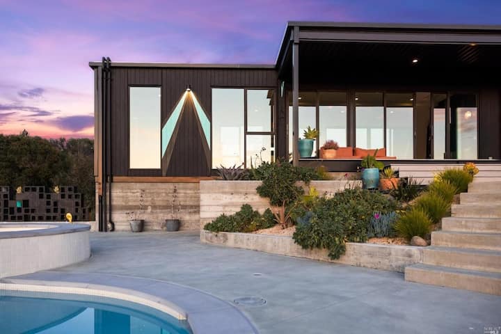 Luxury Container Home W Infinity Pool + 360 Views - Russian River, CA