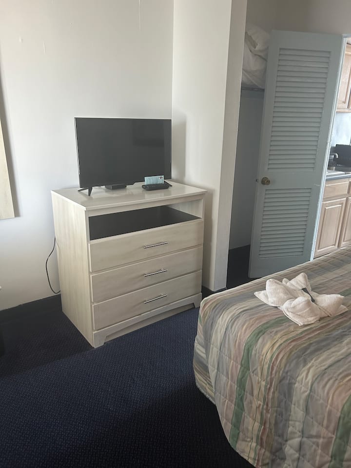 Boutique Hotel With A Pool! - Wildwood, NJ