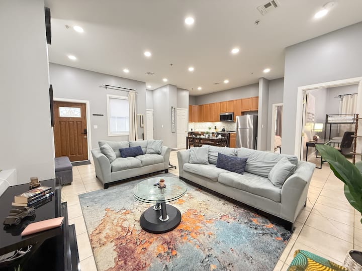 Huge Apartment Near Nyc+parking! - Manhattan, NY