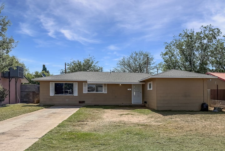 2pm Checkin/12pm Checkout (Gila) - Hobbs, NM