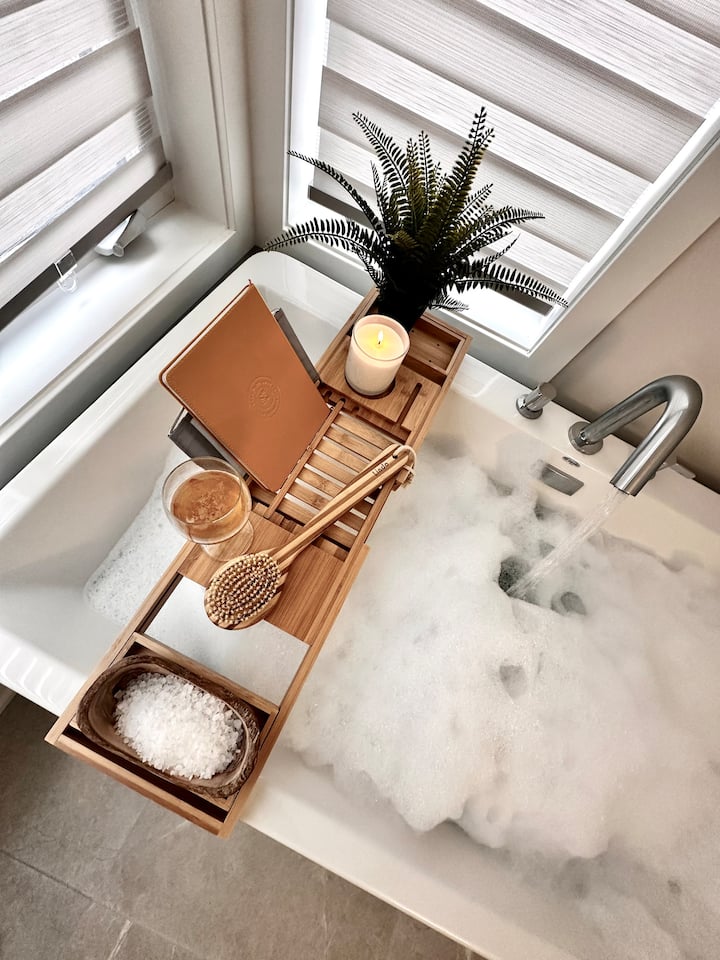 Northern Lights Luxury Cottage - Ontario 60