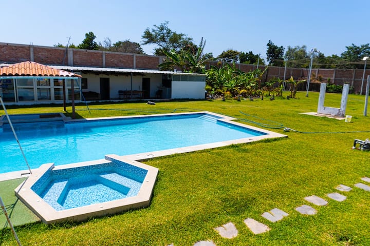 Casa De Campo Con Piscina Y Naturaleza - Monsefú