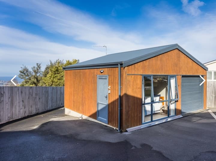 Private 1 Br Mini House - Dunedin