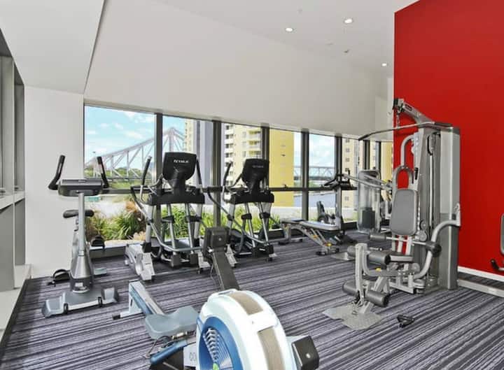 Brisbane River View Spa Pool Gym - Brisbane