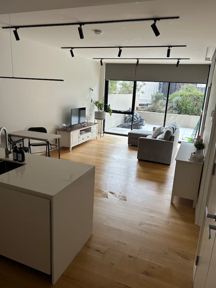 Plush Apartment @ Estate - University of Canberra