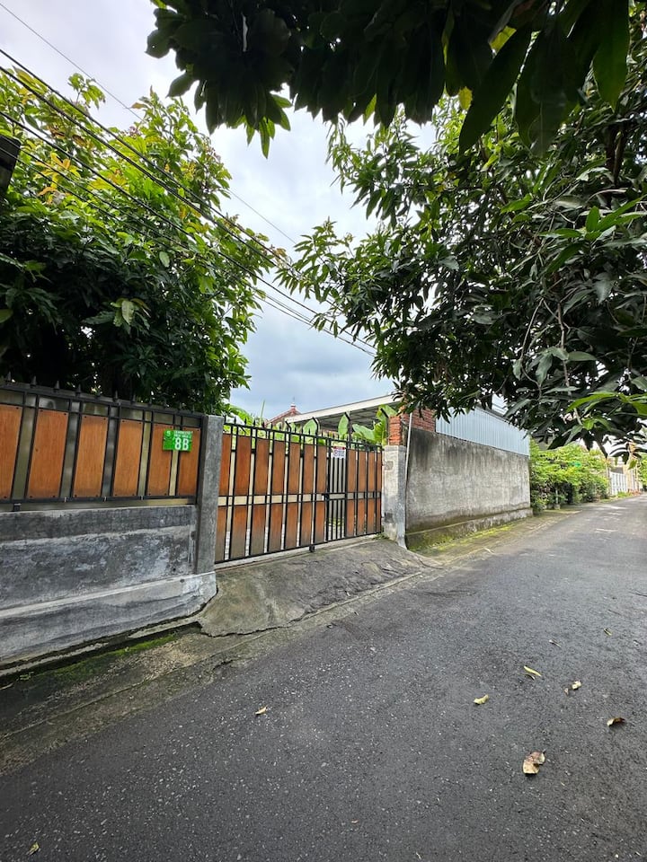 Lombok Homestay Fully Furnished - Mataram