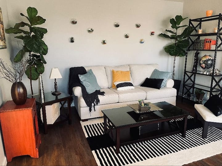 Bay House With Views - Oakland, CA