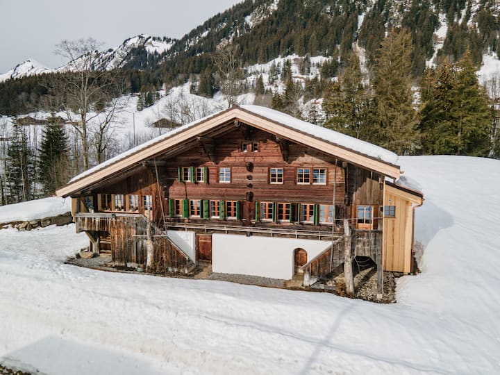 Luxury Chalet, Min. From Gstaad - Les Diablerets