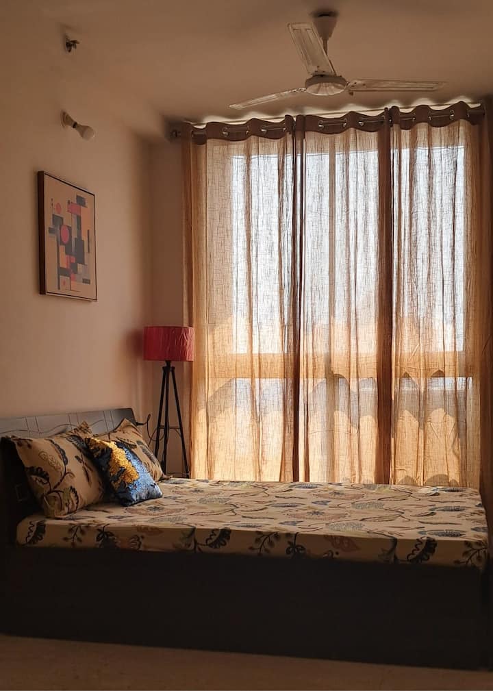 Cozy N Comfortable Homestay With An Inspiring View - Thane