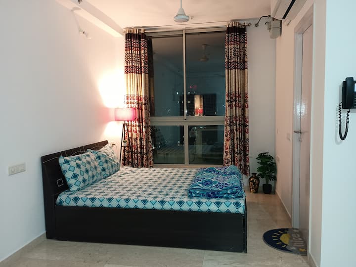 Cozy & Comfortable Homestay With An Inspiring View - Thane