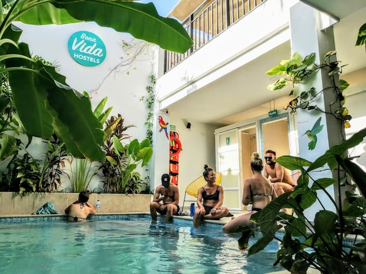 Bona Vida Apto · Piscina Y Desayuno Gratis - Riohacha