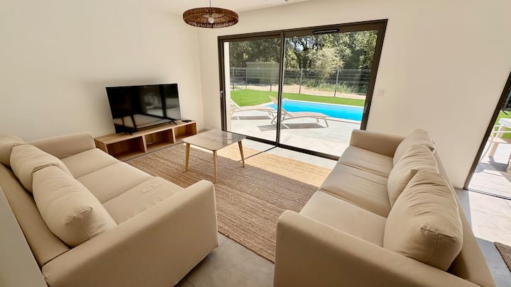 Villa Neuve Avec Piscine - Montélimar