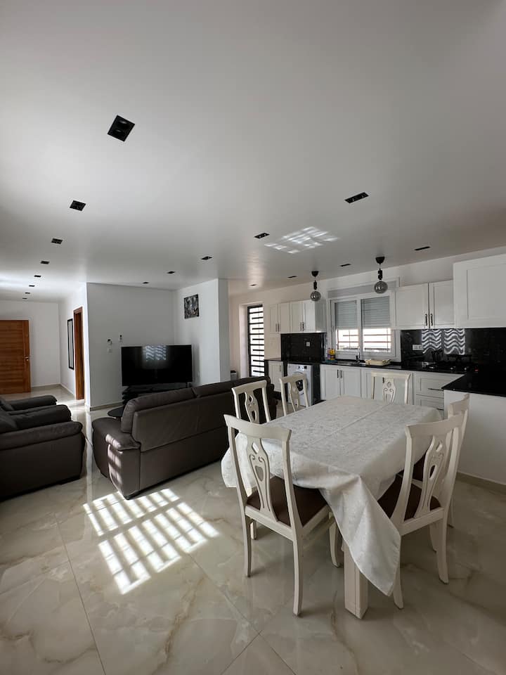 Bel Appartement Et Bien Situé - Tlemcen