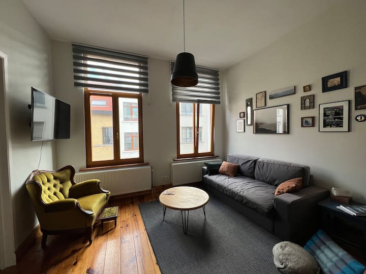 Artsy Antwerp Apartment - Centraal Station Antwerpen